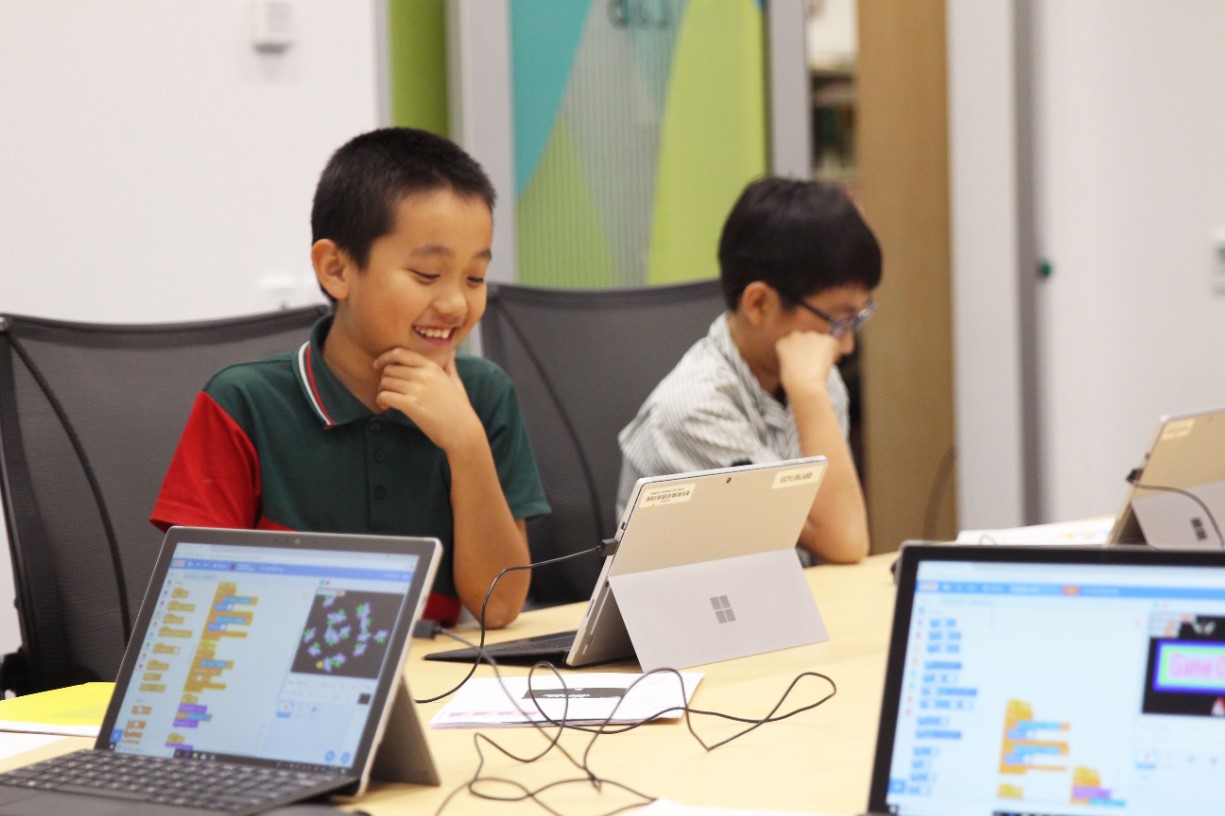 Hour of Code for families: Minecraft | Brisbane City Council