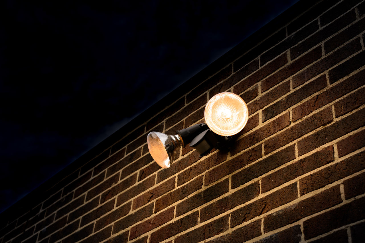 Light and glare complaints | Brisbane City Council